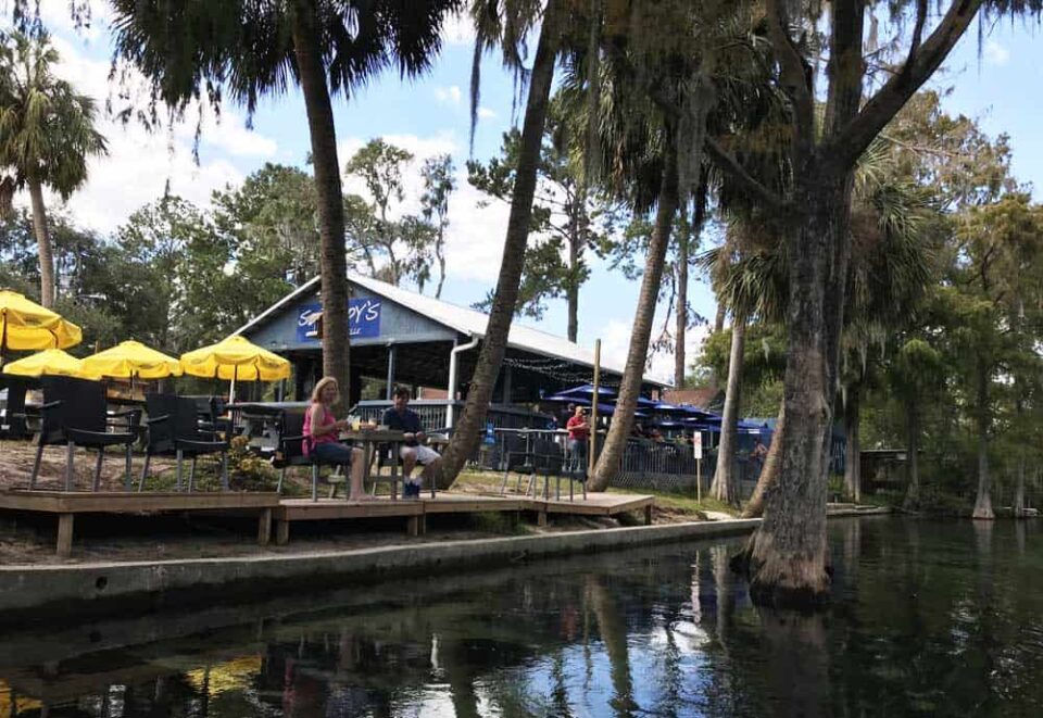 6 things to do in Dunnellon FL, starting with Rainbow River